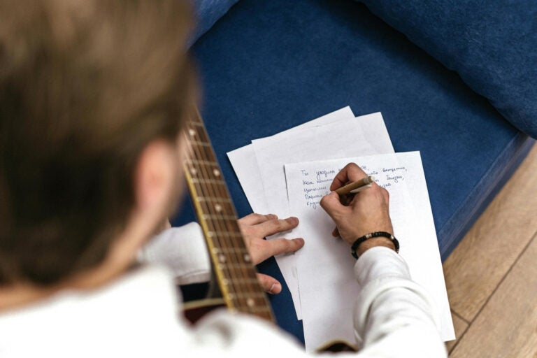 Writing song lyrics – structuring your story into song sections | Bax ...
